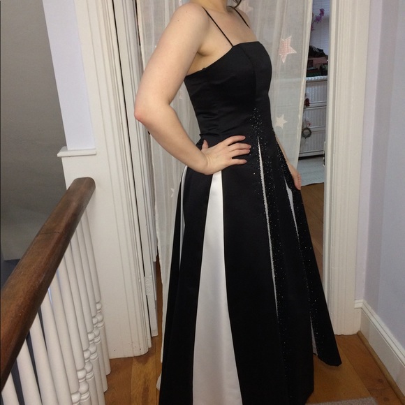 Cache | Dresses | Cache Beaded Gown | Poshmark
